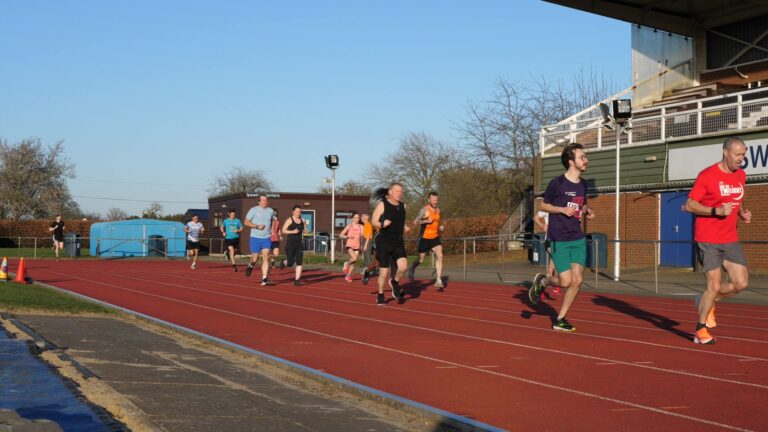 One-mile track races – Ipswich JAFFA Running Club